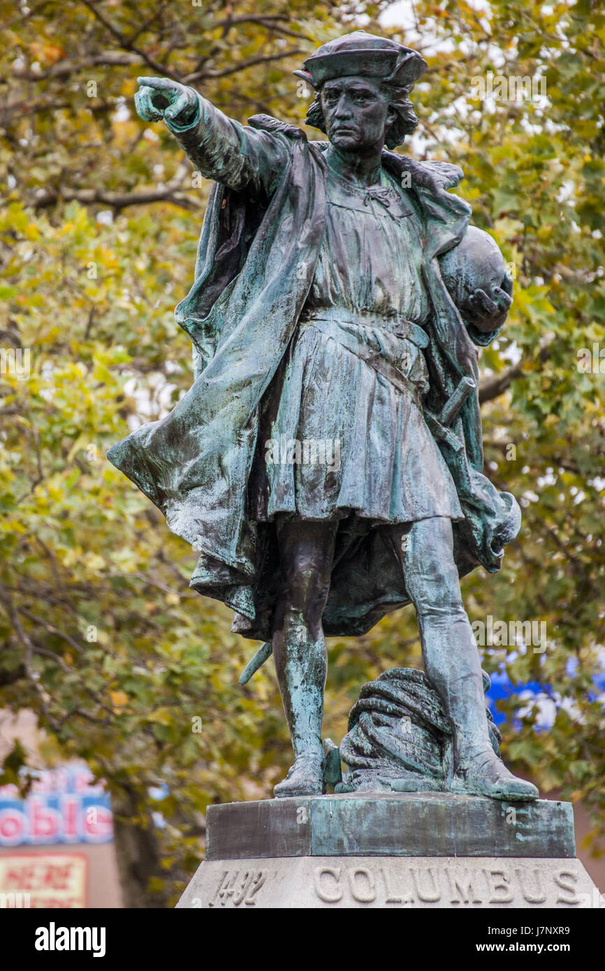 Christopher Columbus Statue Stock Photo - Alamy