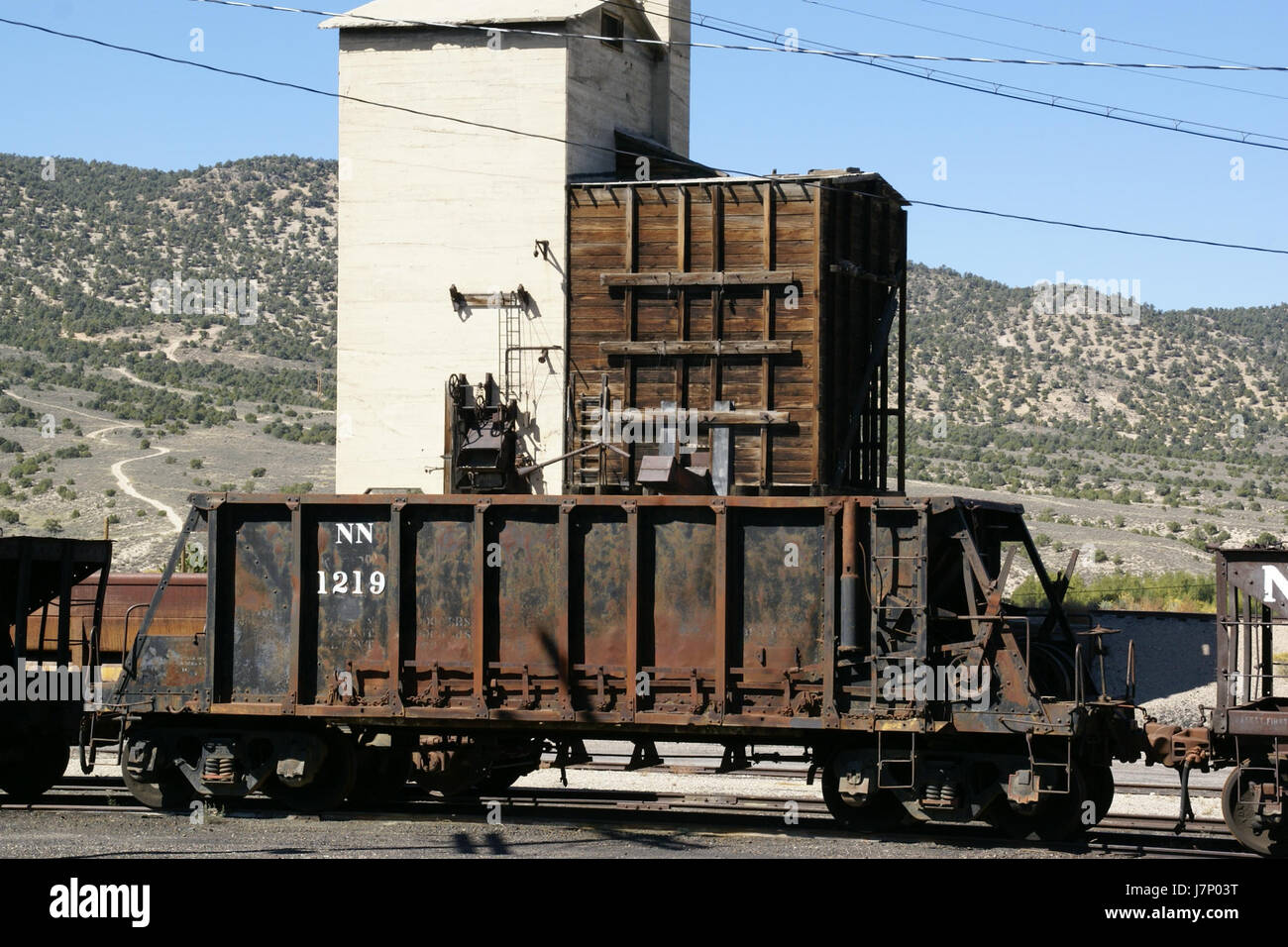 Old west wagon train hi-res stock photography and images - Alamy
