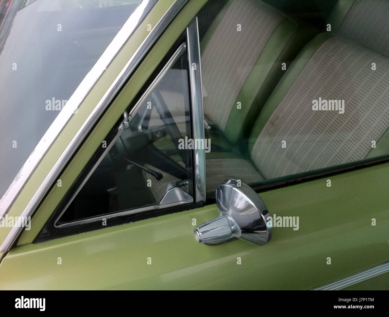 American 4 door sedan hi-res stock photography and images - Alamy