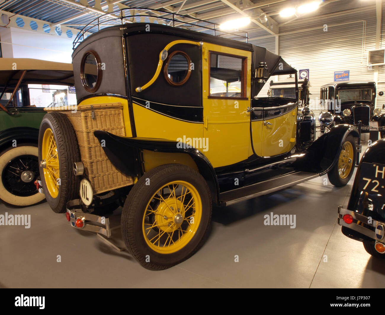 1928 Ford A Landaulette pic2 Stock Photo - Alamy