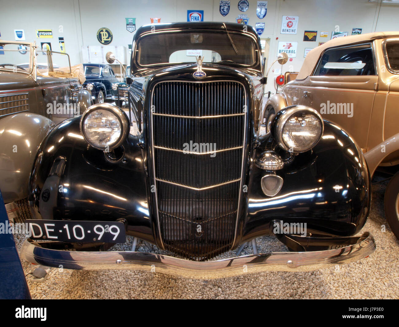 1935 Ford 770 pic6 Stock Photo - Alamy