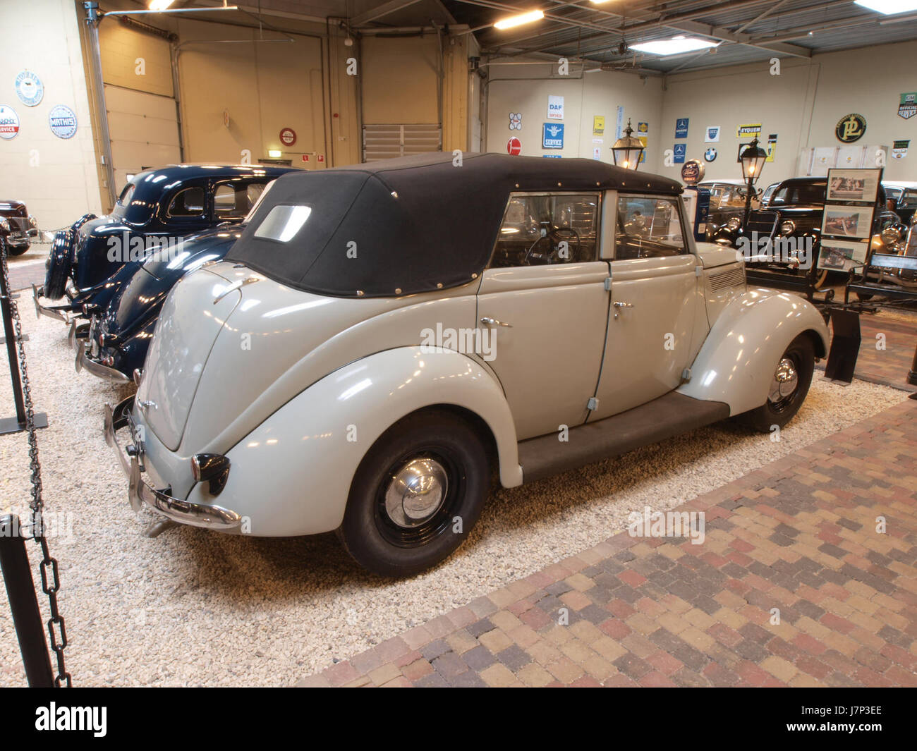 The 1937 Ford 760 B is a vintage vehicle model that showcases Ford's ...