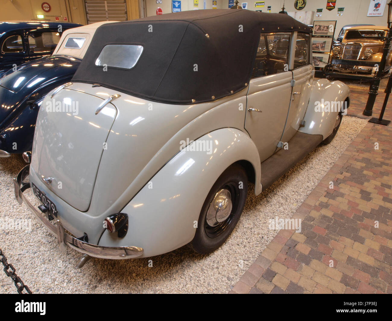 The 1937 Ford 760 B is a classic American vehicle known for its ...