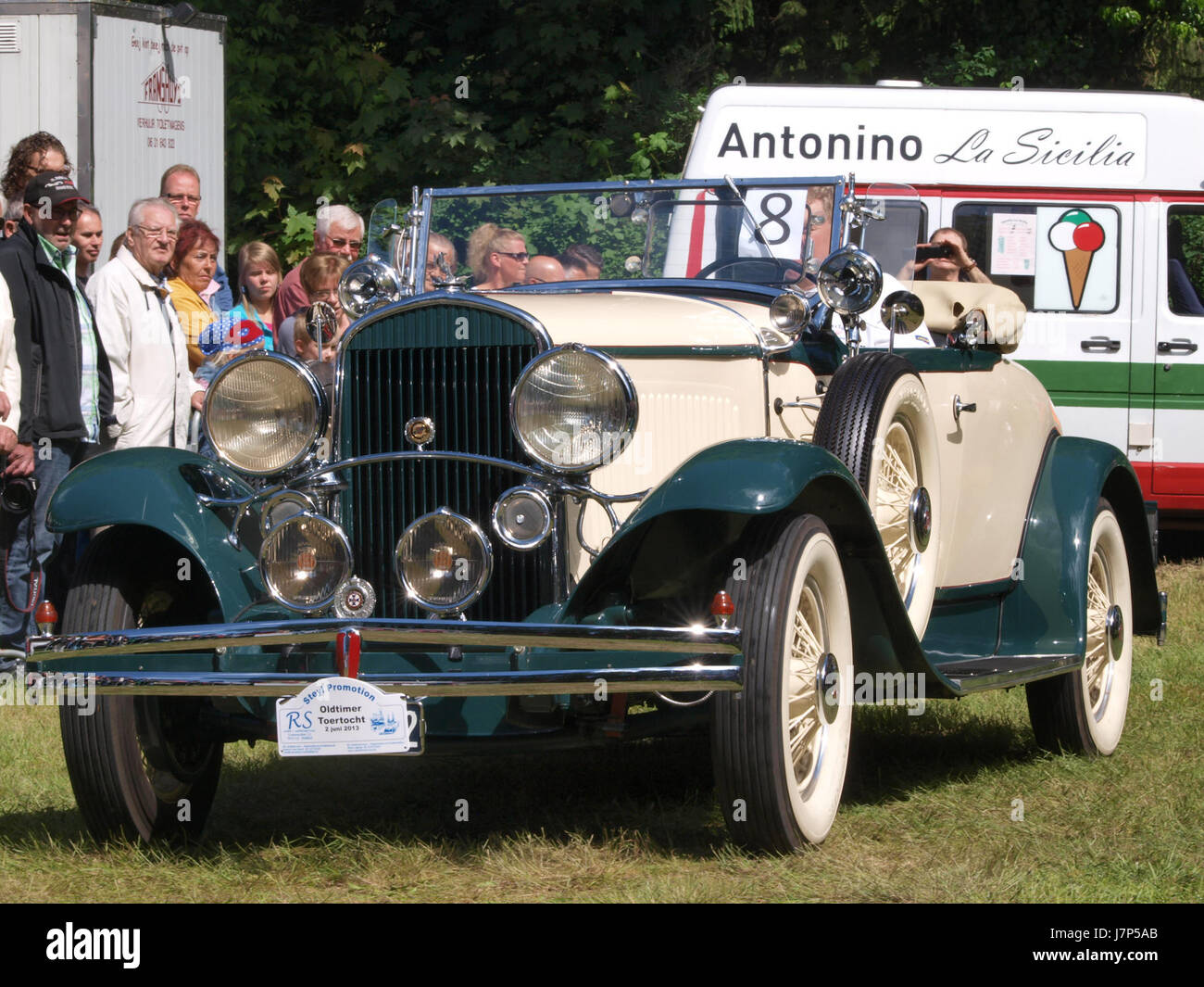 The 1929 Chrysler Imperial Series 75 was a luxury automobile produced ...