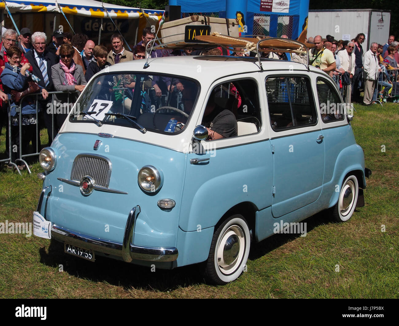 The 1957 FIAT Multipla Taxi is a classic example of mid-20th-century ...