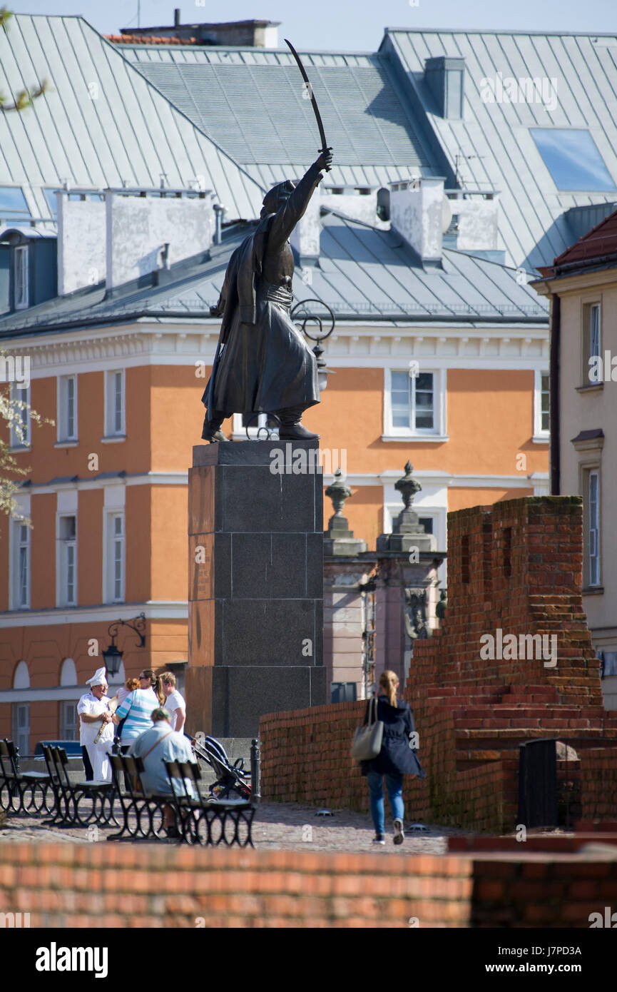 Jan Kilinski`s statue and Sigismund's Column in Warsaw Old Town listed ...