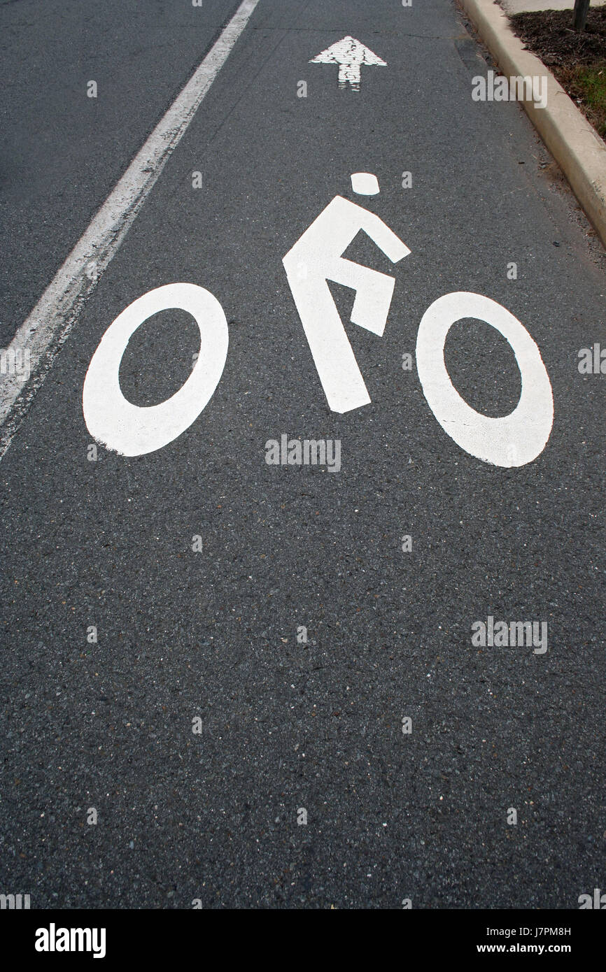 black swarthy jetblack deep black pavement sign arrow blacktop road ...