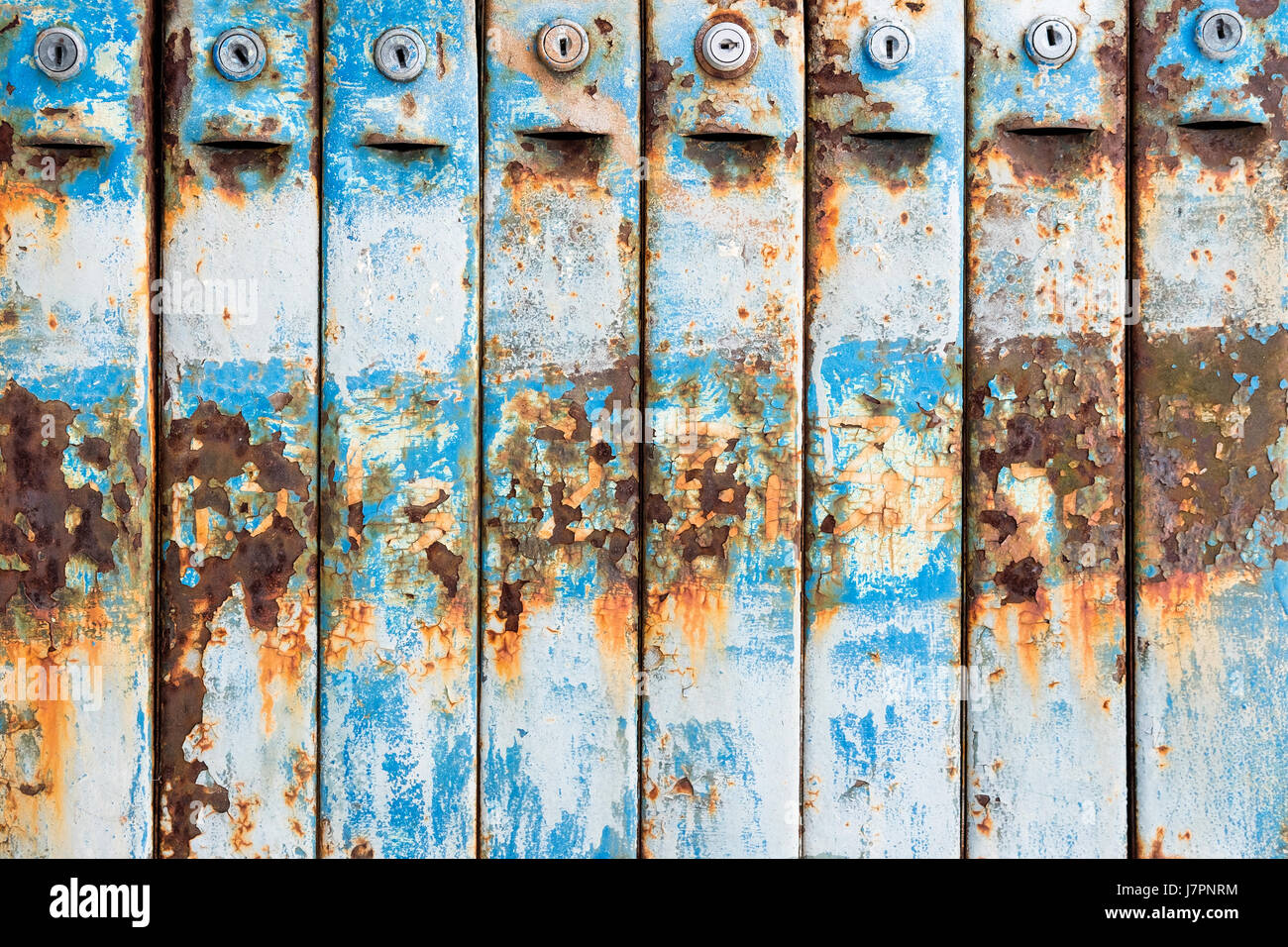 Old rusty mailbox texture Stock Photo - Alamy