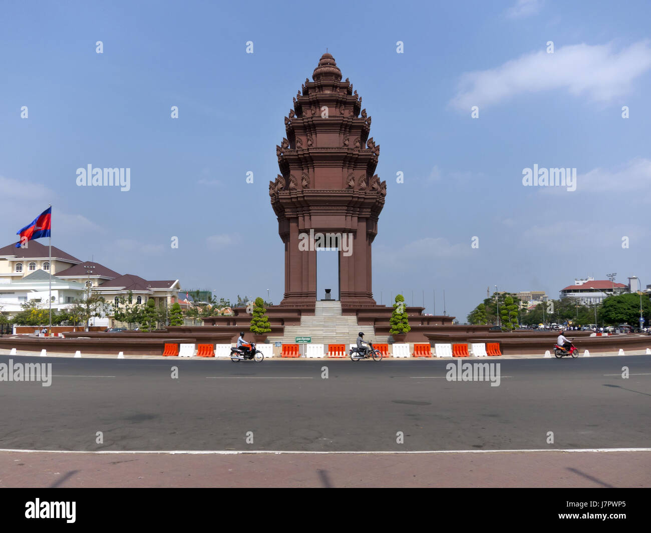 cambodia monument asia capital cambodia emblem phnom penh independence ...
