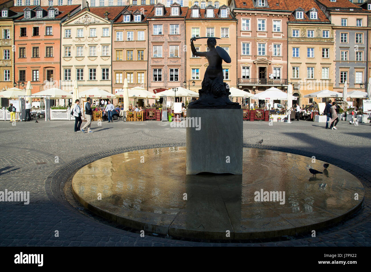 The Mermaid of Warsaw (Syrenka Warszawska) on Old Town Market Place in ...