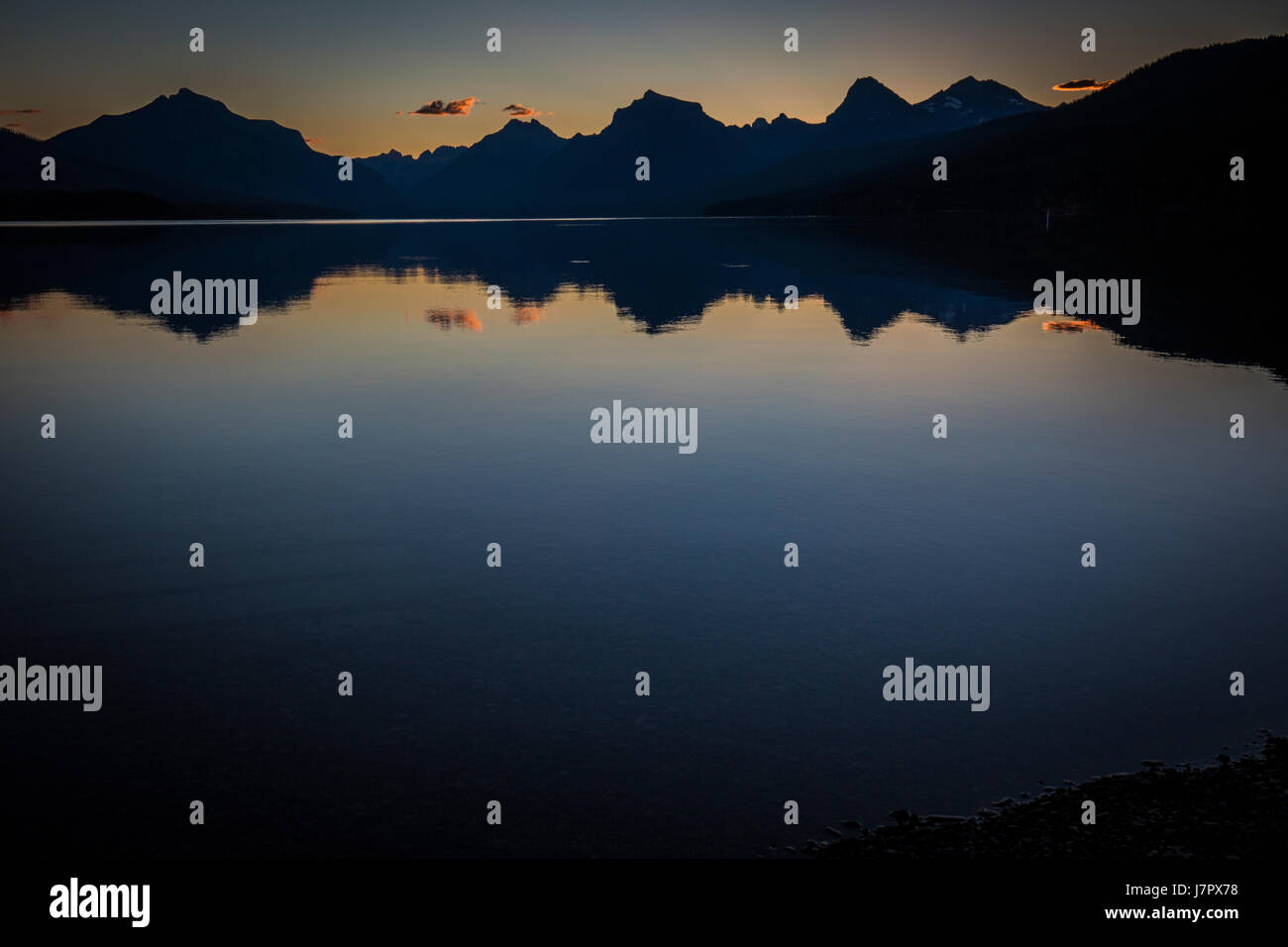 Lake mcdonald rocks hi-res stock photography and images - Alamy