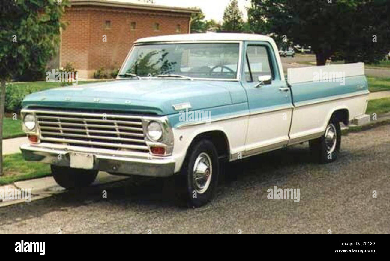 1967 Ford F100 Ranger Stock Photo - Alamy