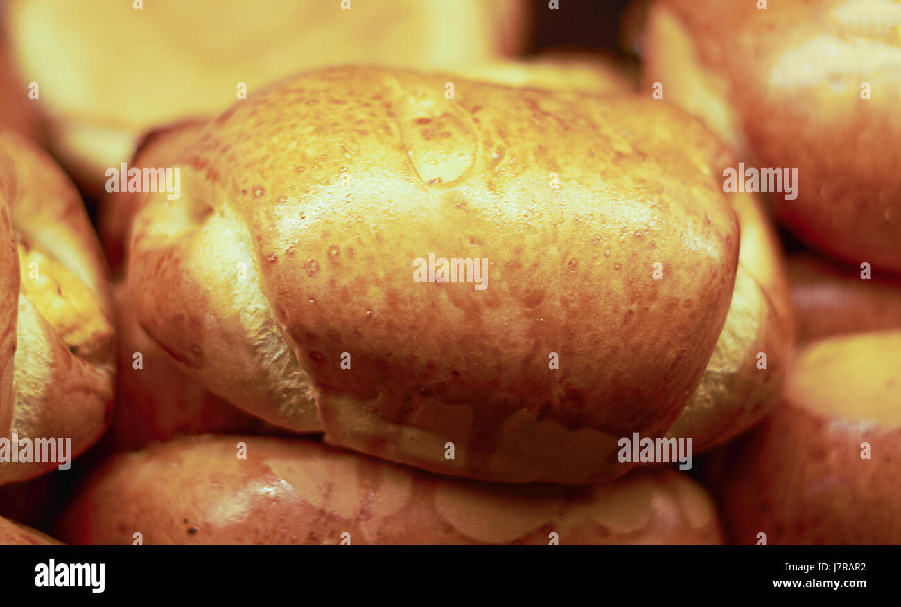 Sweet buns. Freshly baked buns on a dark background Stock Photo - Alamy