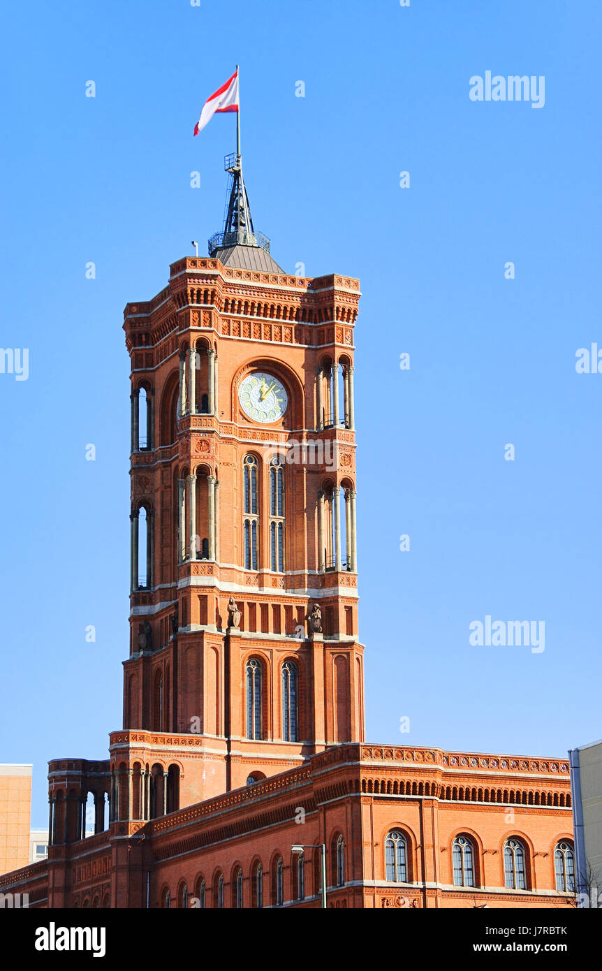 berlin rotes rathaus - berlin red city hall 01 Stock Photo - Alamy
