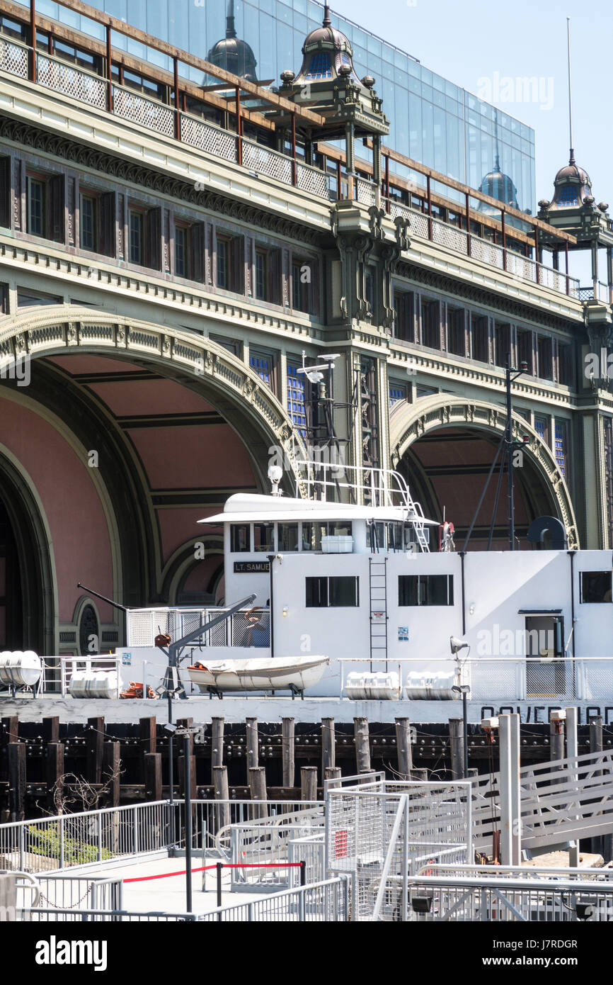 Battery Maritime Ferry Terminal, NYC, USA Stock Photo - Alamy