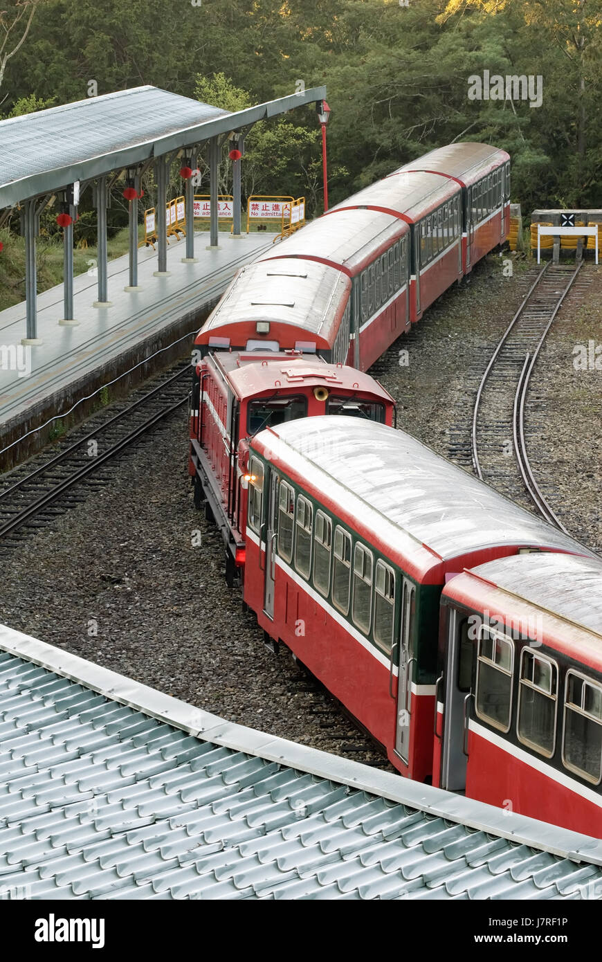station railway locomotive train engine rolling stock vehicle means of ...