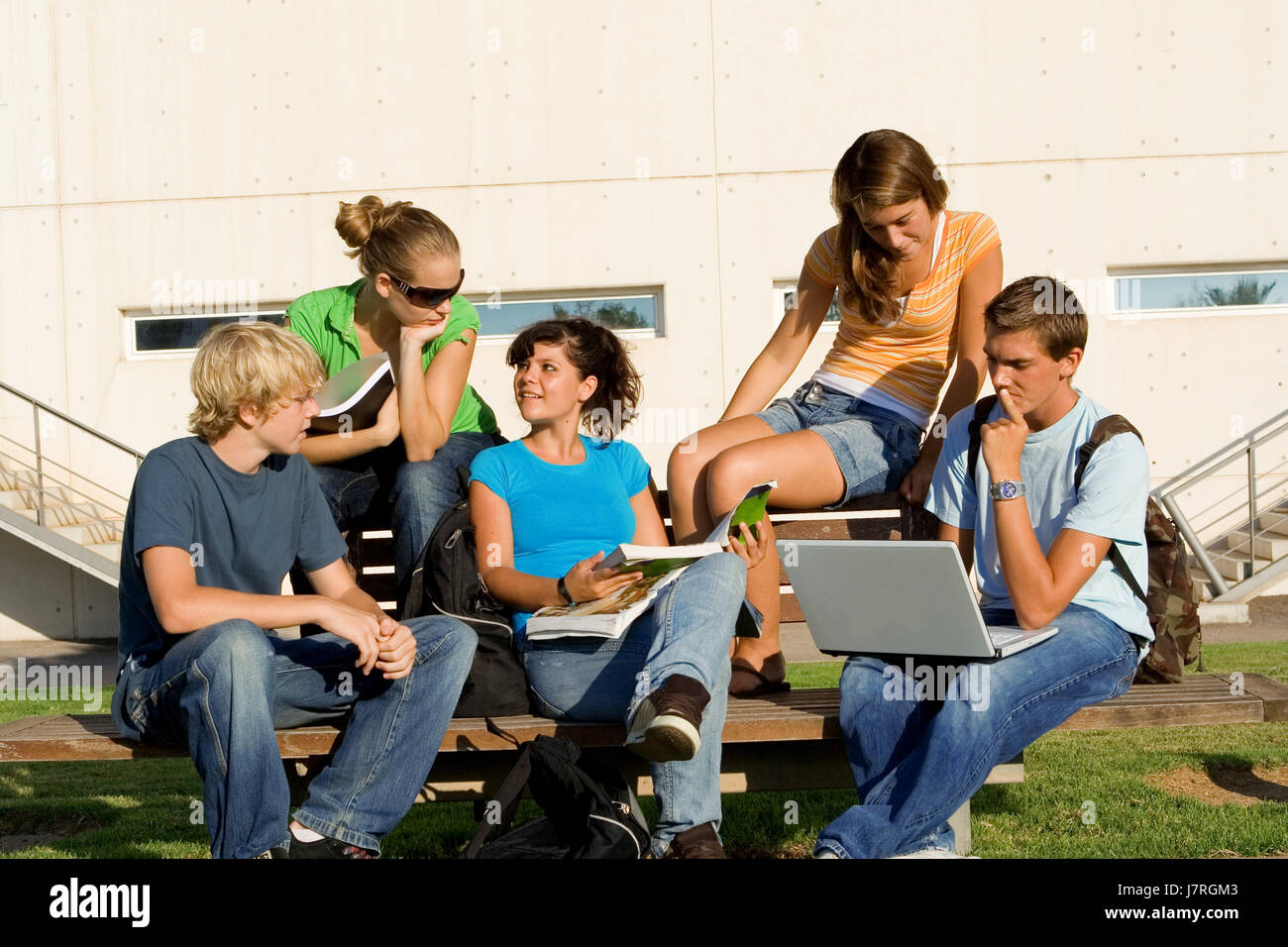 study laptop notebook computers computer students campus group laptops ...