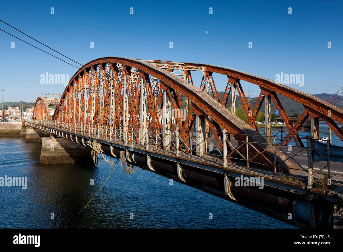 city town colour bridge style of construction architecture ...