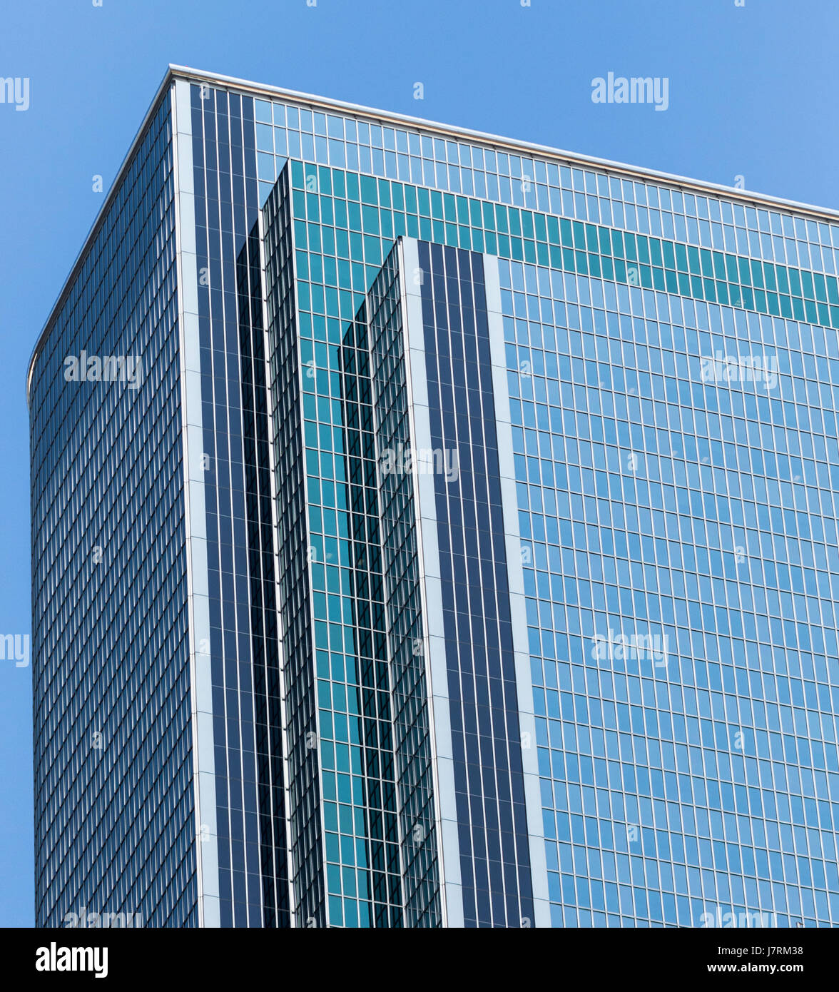 Modern Financial Building in Downtown LA Stock Photo - Alamy