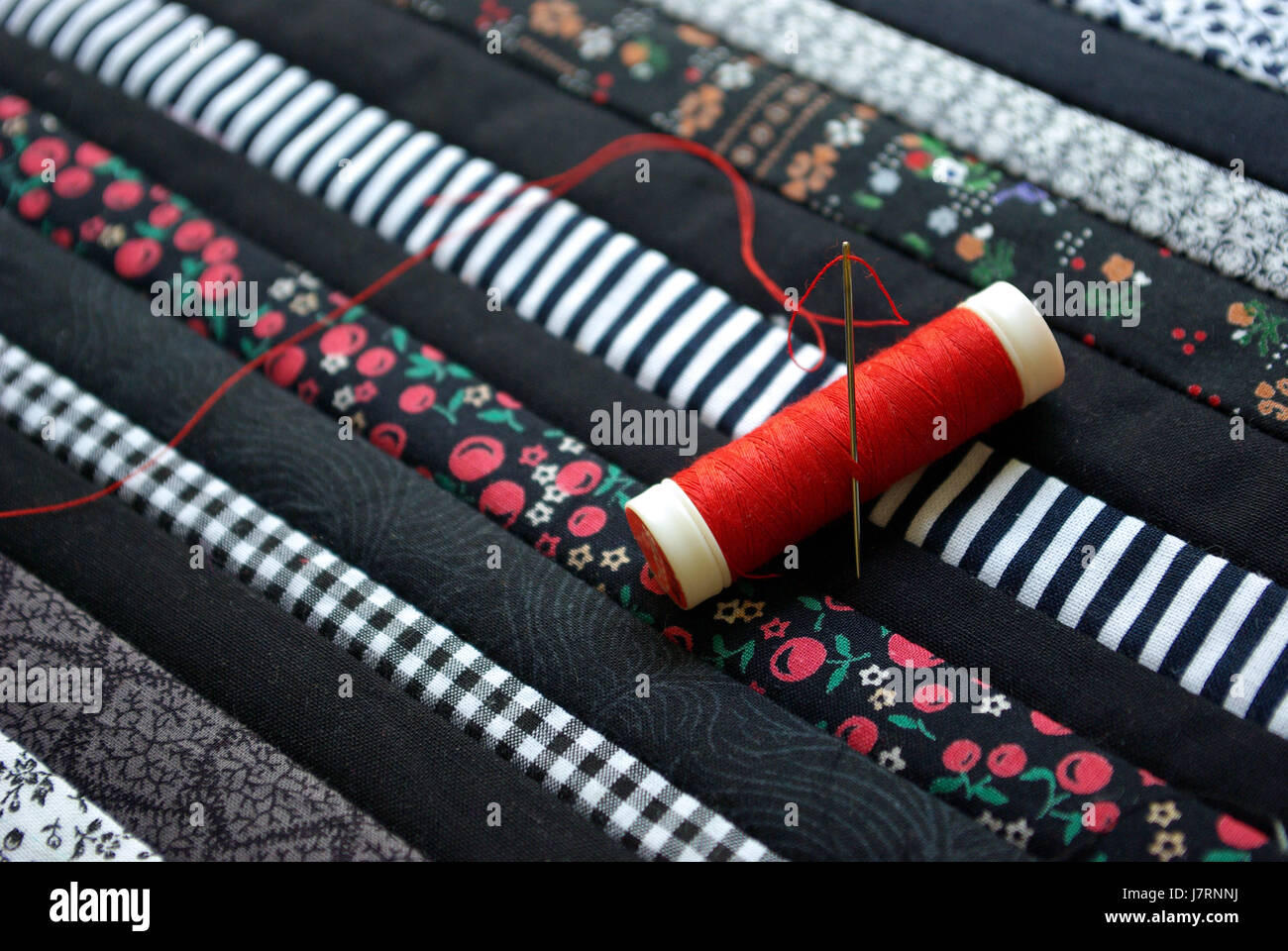 thread needle threads sewing thread design shaping formation shape ...