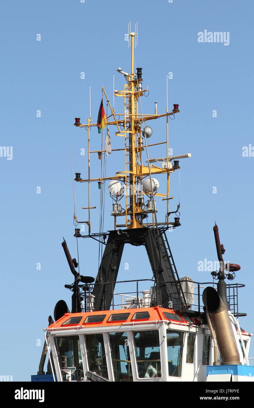 Tug ship detail hi-res stock photography and images - Alamy