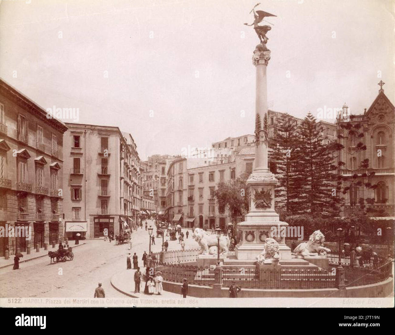 Napoli piazza dei martiri hi-res stock photography and images - Alamy