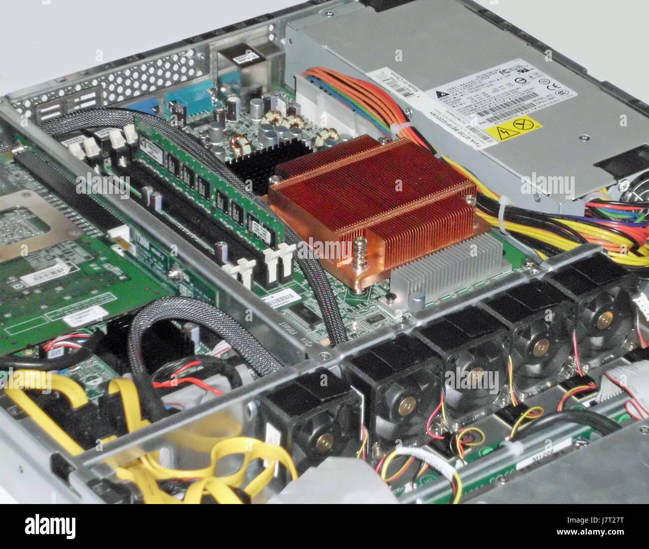 Data center cooling system hi-res stock photography and images - Alamy