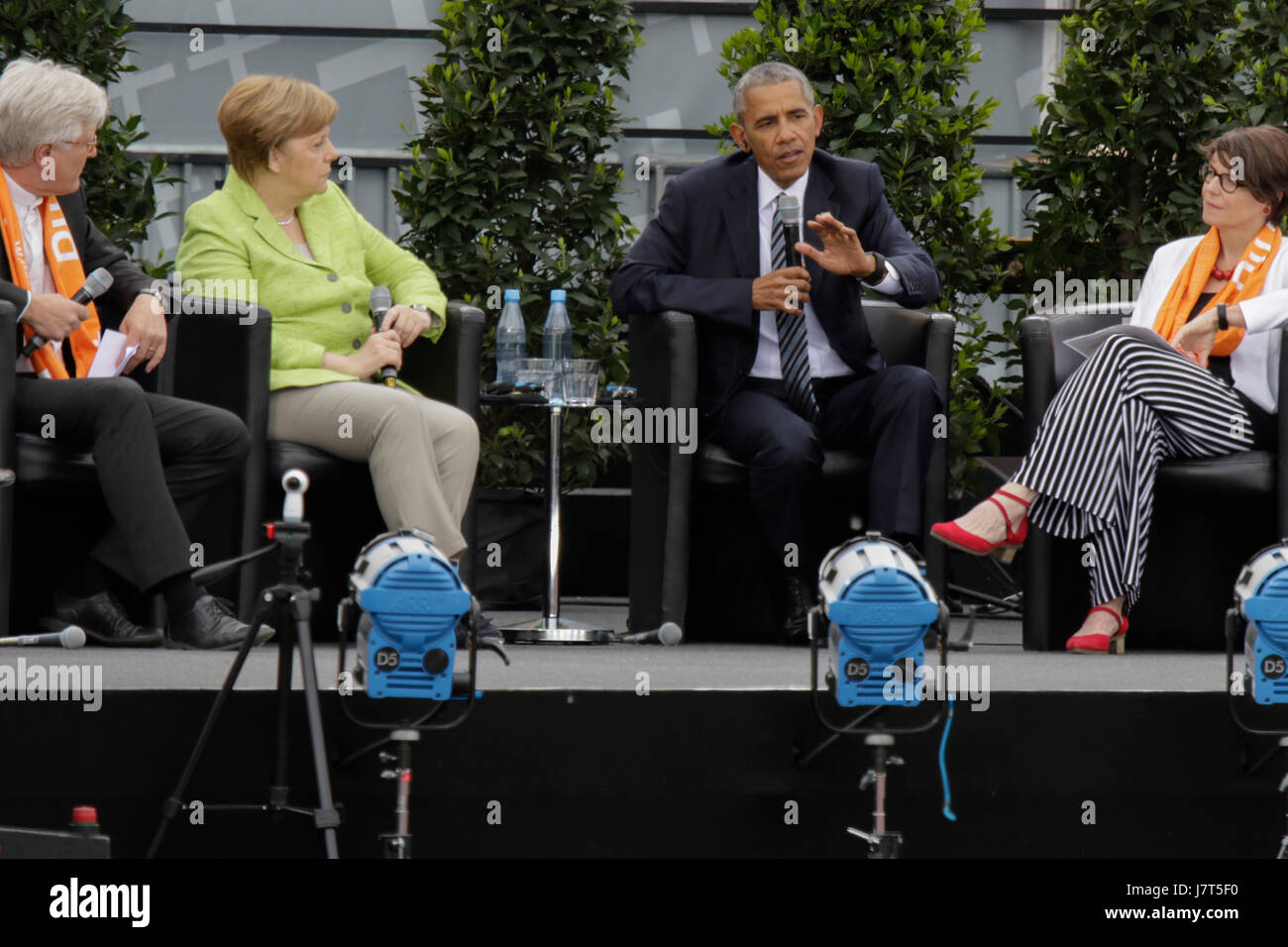 Berlin, Germany. 25th May, 2017. Heinrich Bedford-Strohm, Angela Merkel ...