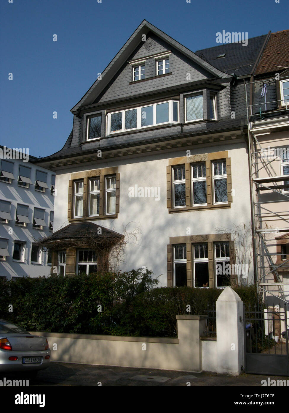 Half battalion hi-res stock photography and images - Alamy