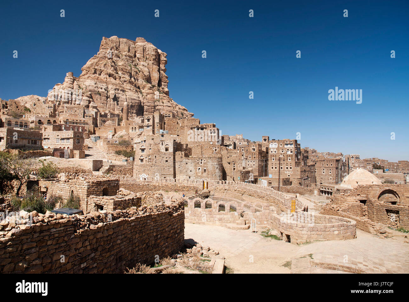 travel buildings traditional arab typical style of construction ...