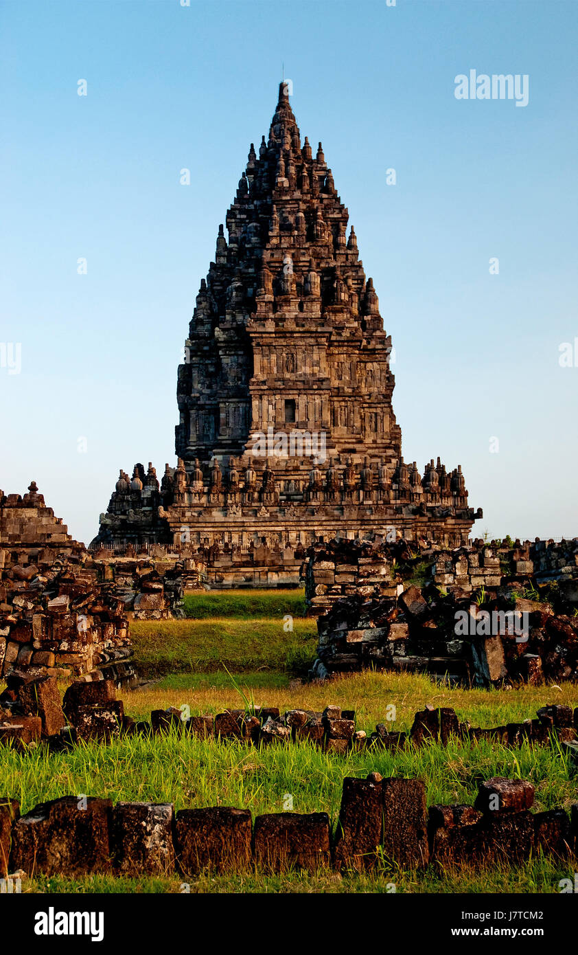 temple indonesia hindu travel temple indonesia ruin ruins hindu ...