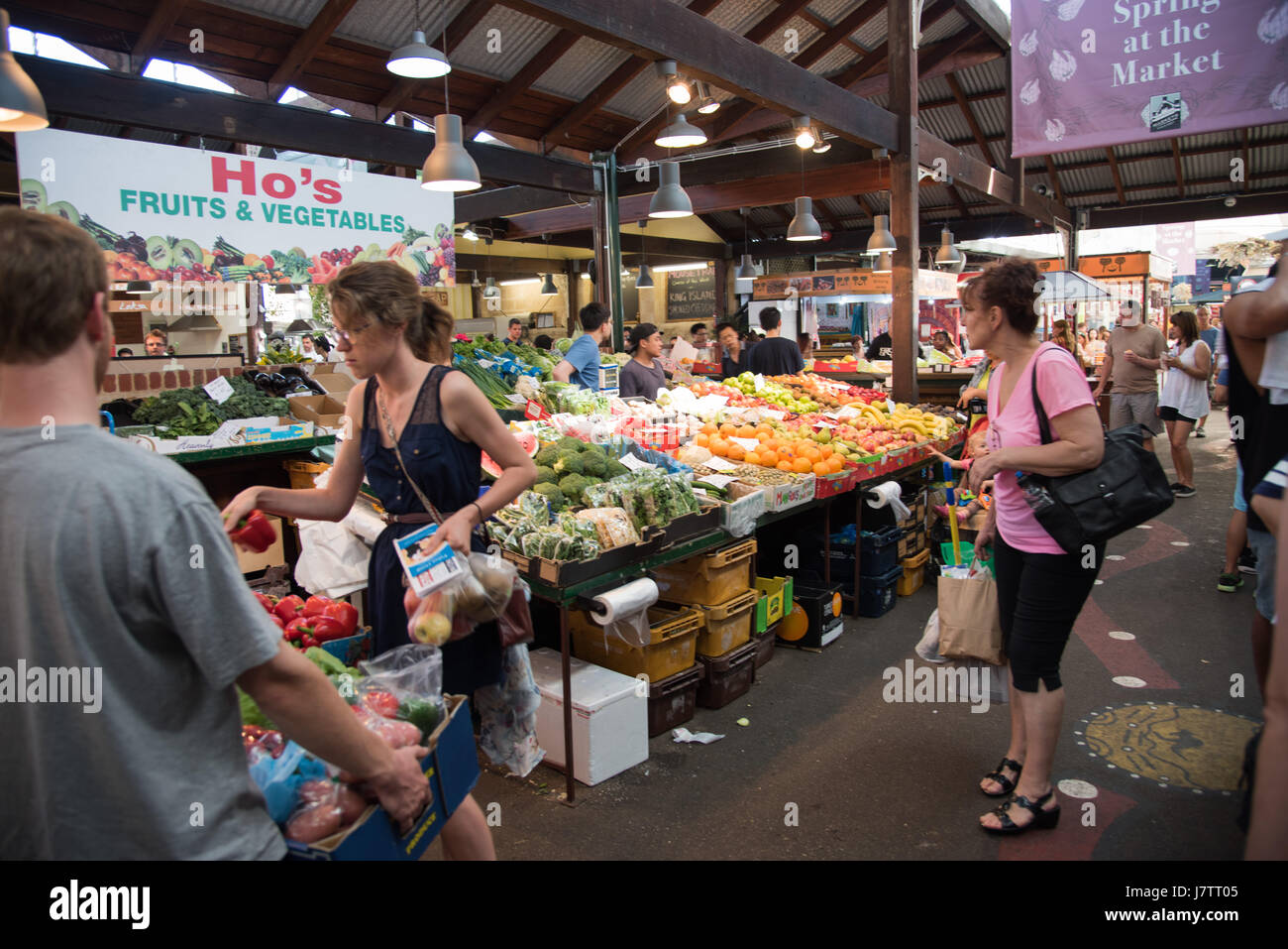 Shopping in fremantle hi-res stock photography and images - Alamy