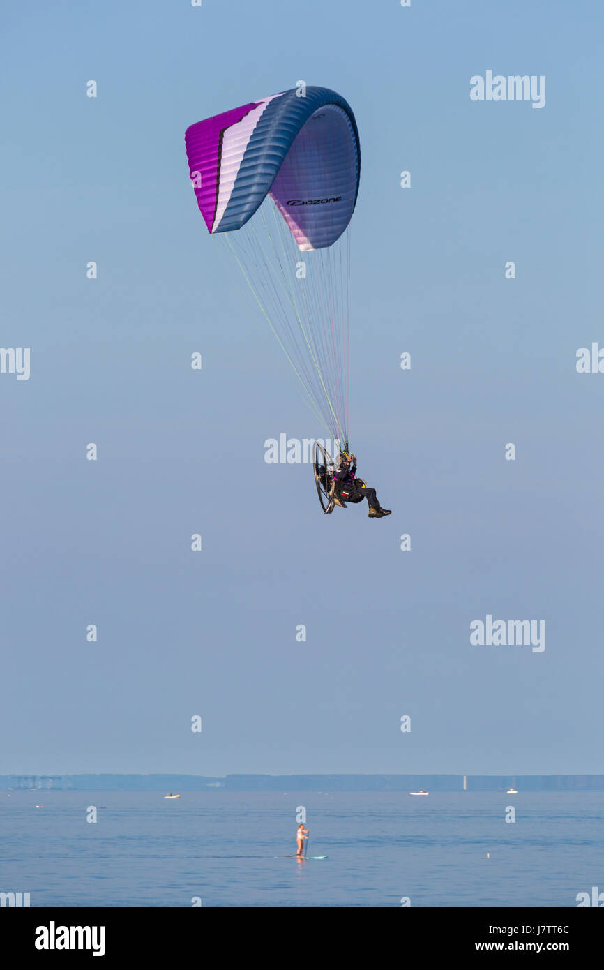 Paraglider flying ozone wing hi-res stock photography and images - Alamy