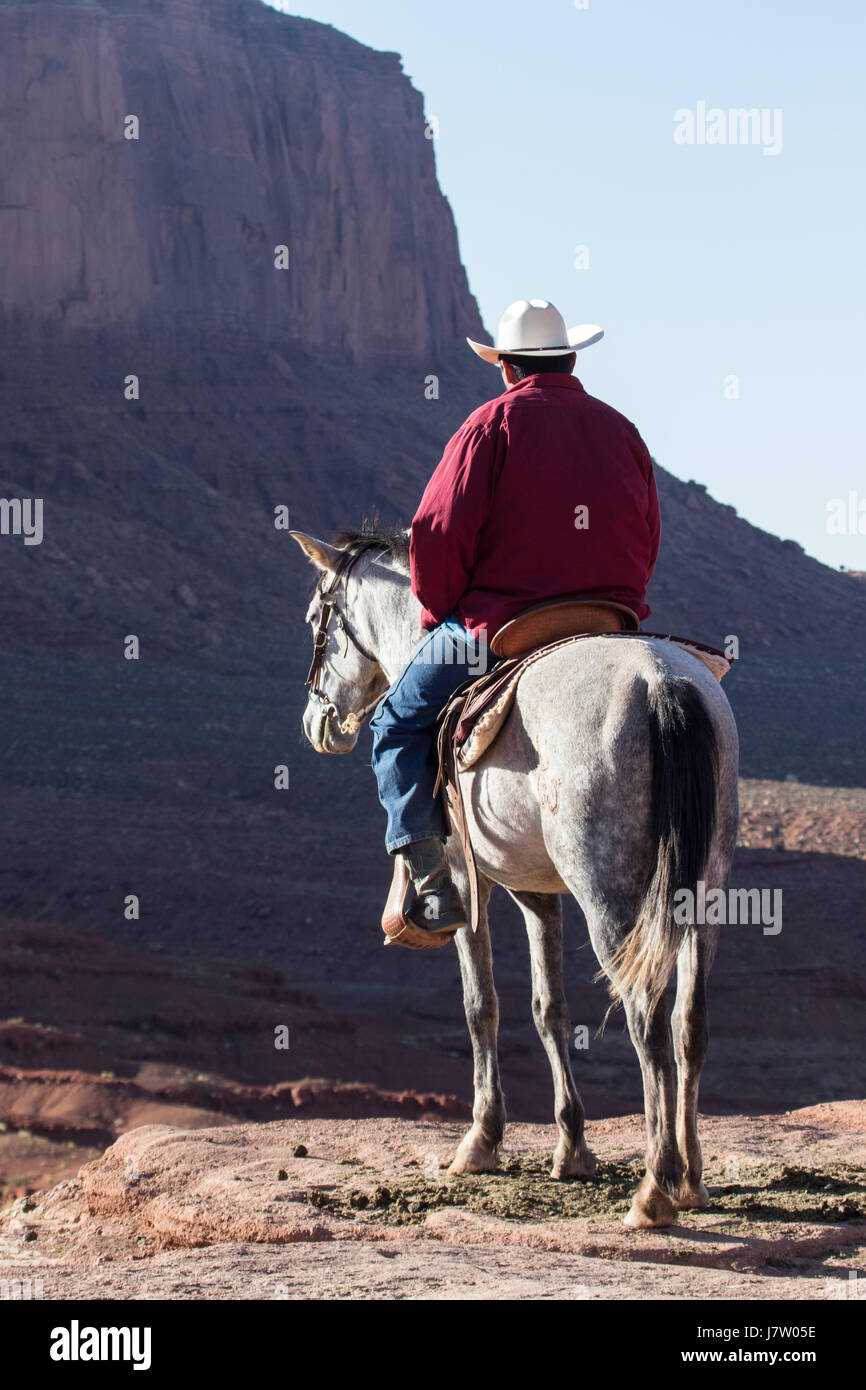 Cowboy horse cliff hi-res stock photography and images - Alamy