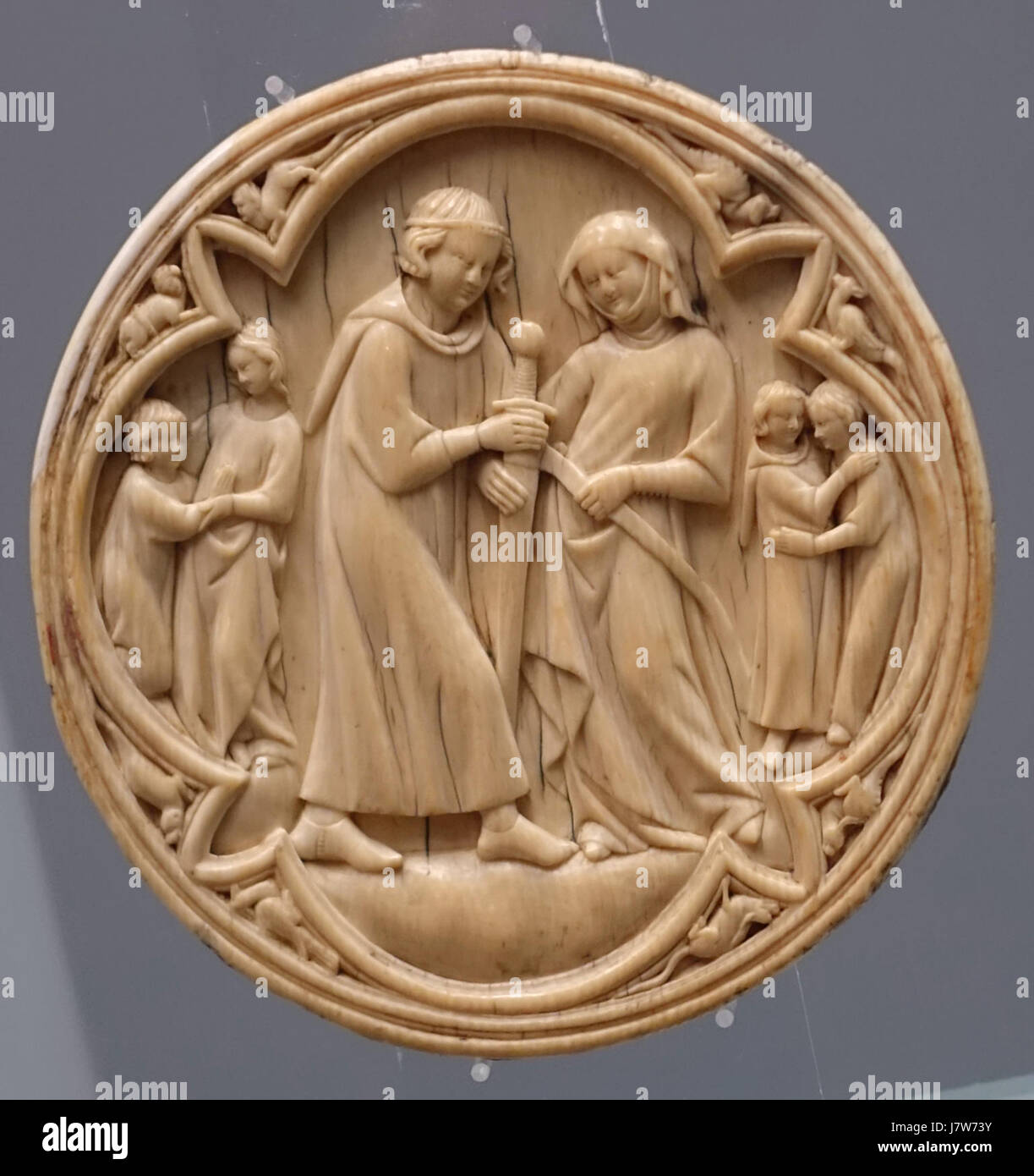 Ivory mirror case hi-res stock photography and images - Alamy