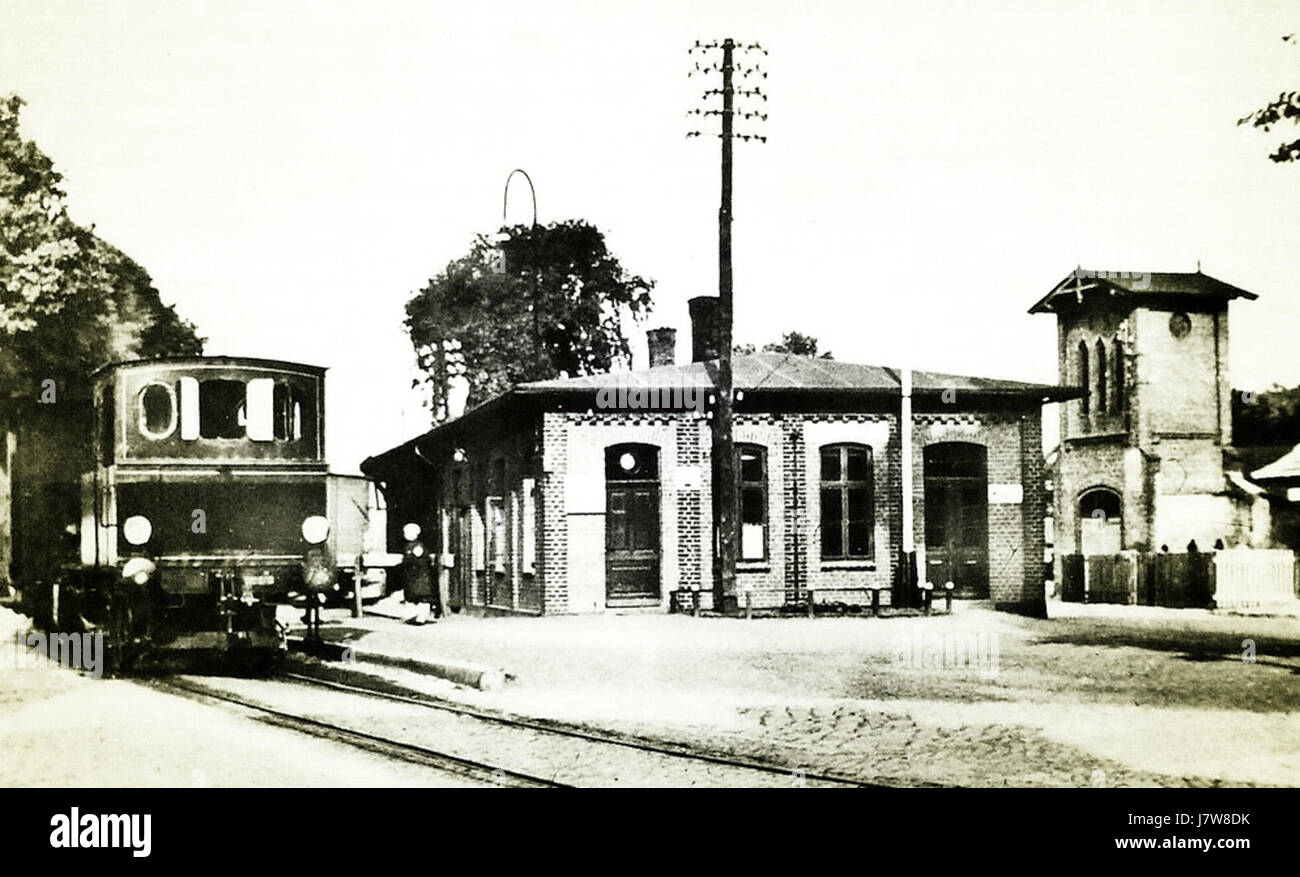 'Bahnhof 1905 o. 1910' refers to a train station or railway scene ...
