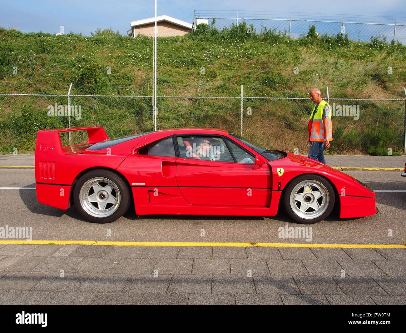 The 1989 Ferrari F40, known for its performance and aerodynamic design ...