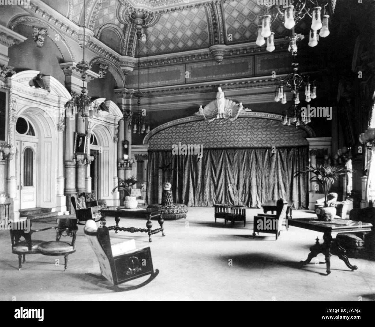 Celestial architecture Black and White Stock Photos & Images - Alamy