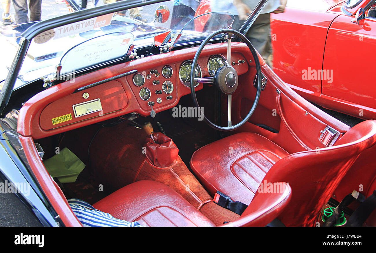 1953 Triumph TR2 interior Stock Photo - Alamy