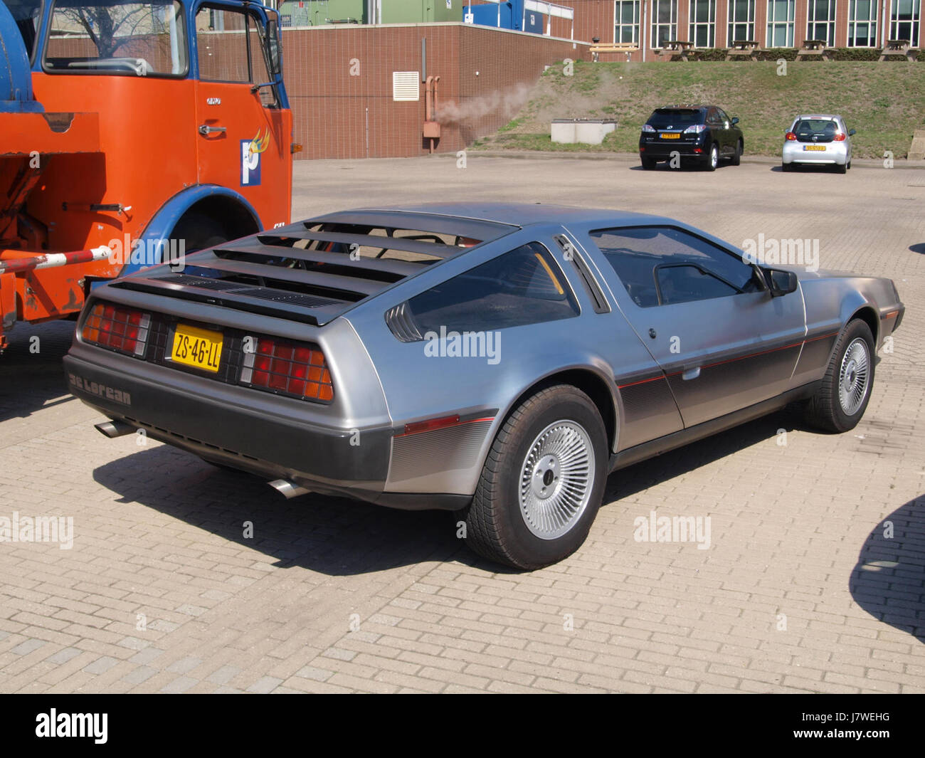 De lorean dmc 12 1981 hi-res stock photography and images - Alamy
