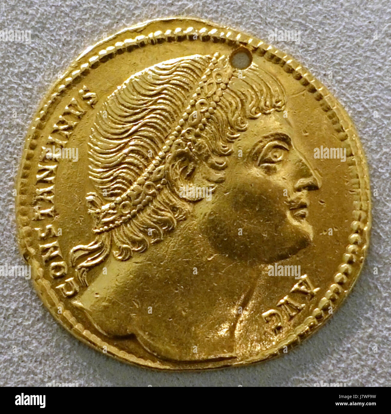 Scepter rome hi-res stock photography and images - Alamy