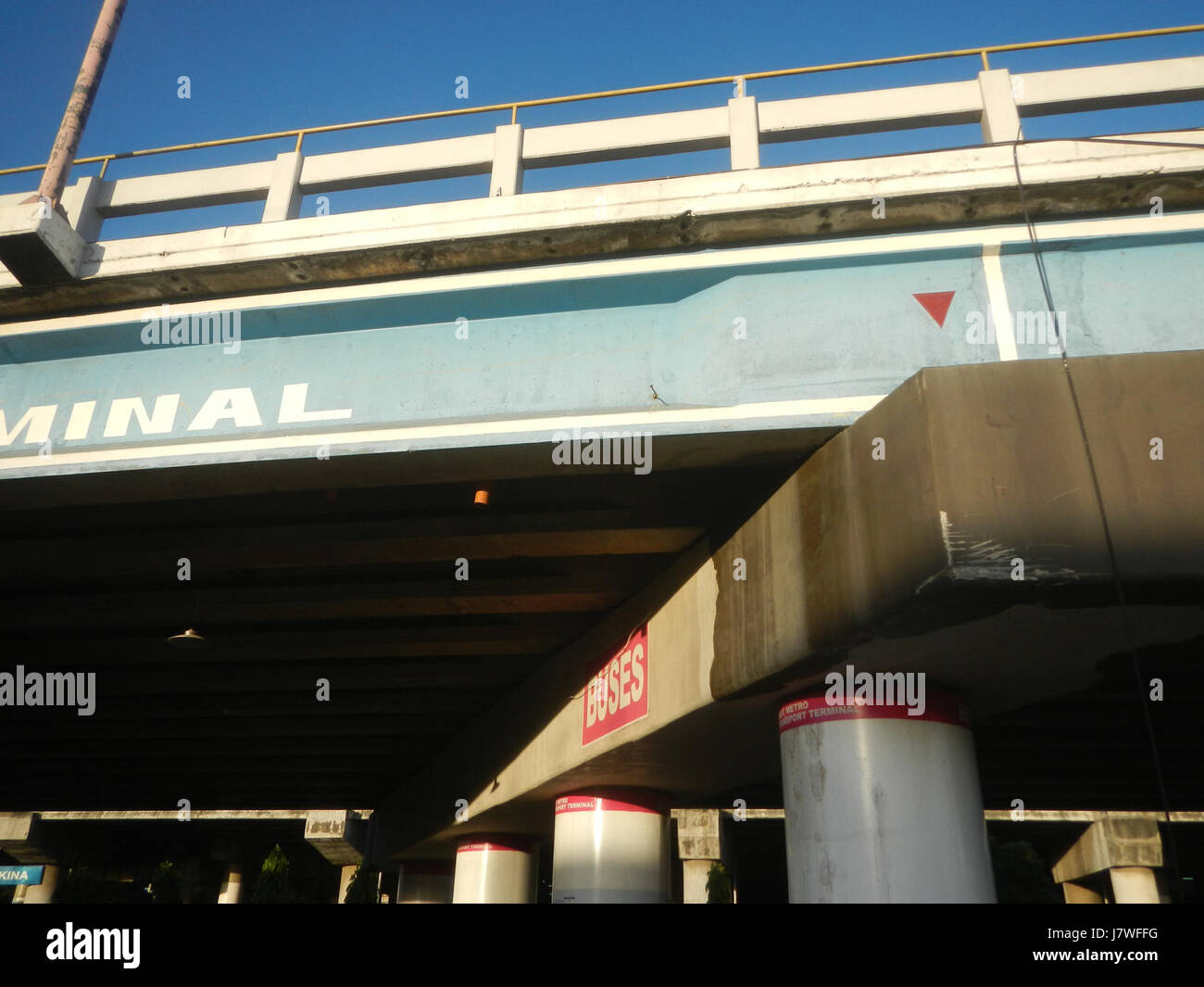 The SM City Marikina Flyover, located along the Marcos Bridge Highway ...