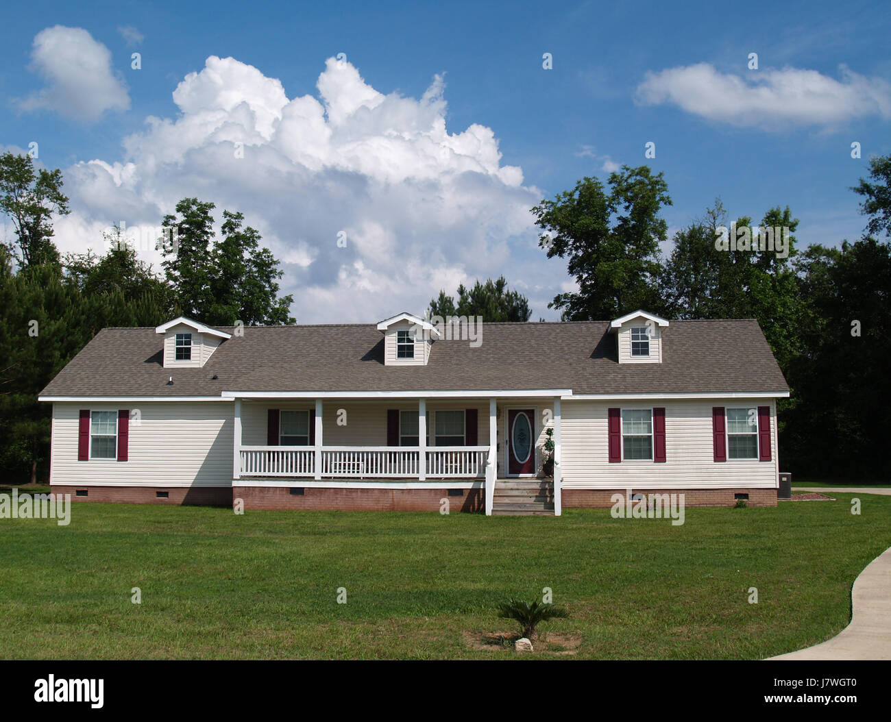 house building small tiny little short real estate low income exterior ...