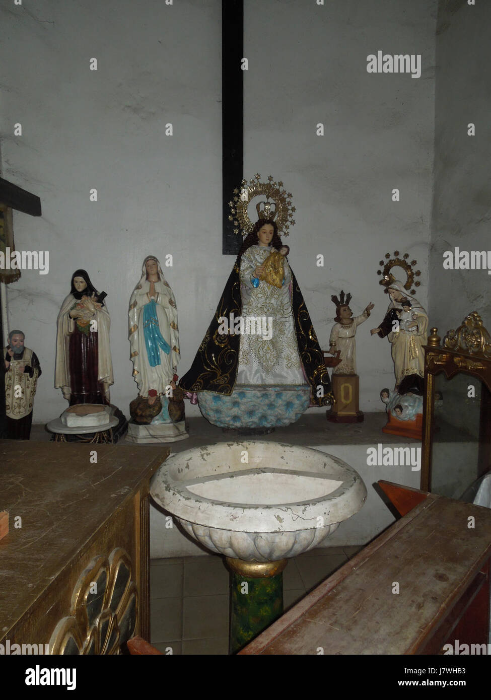 The interior of the Our Lady of the Rosary Church in Makinabang ...