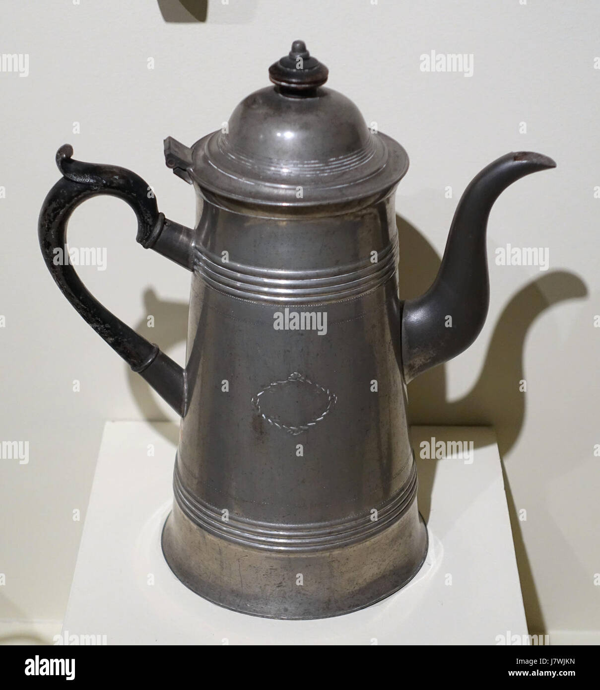 Colonial coffee pot hi-res stock photography and images - Alamy