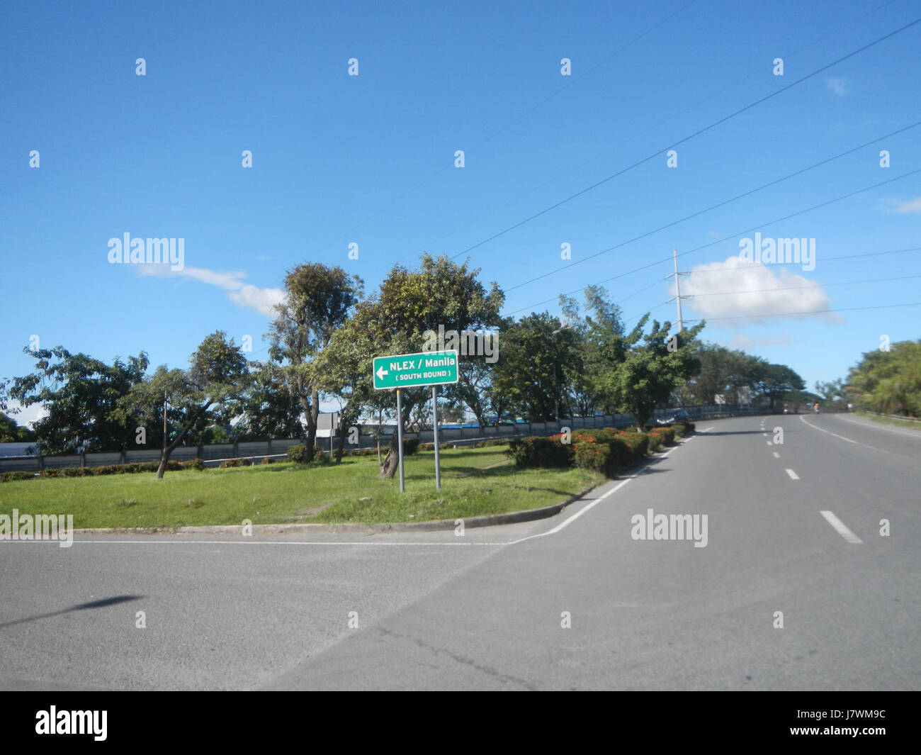 The Maharlika Highway is a major road in the Philippines connecting ...