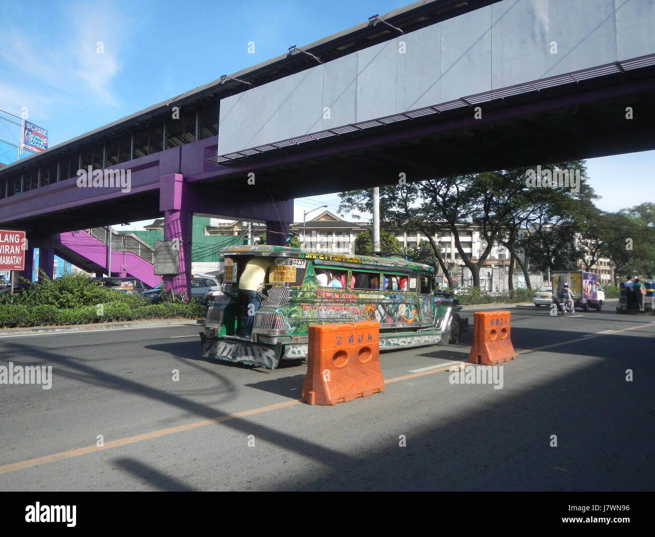 A view of Marcos Highway and Amang Rodriguez Avenue in Pasig City ...