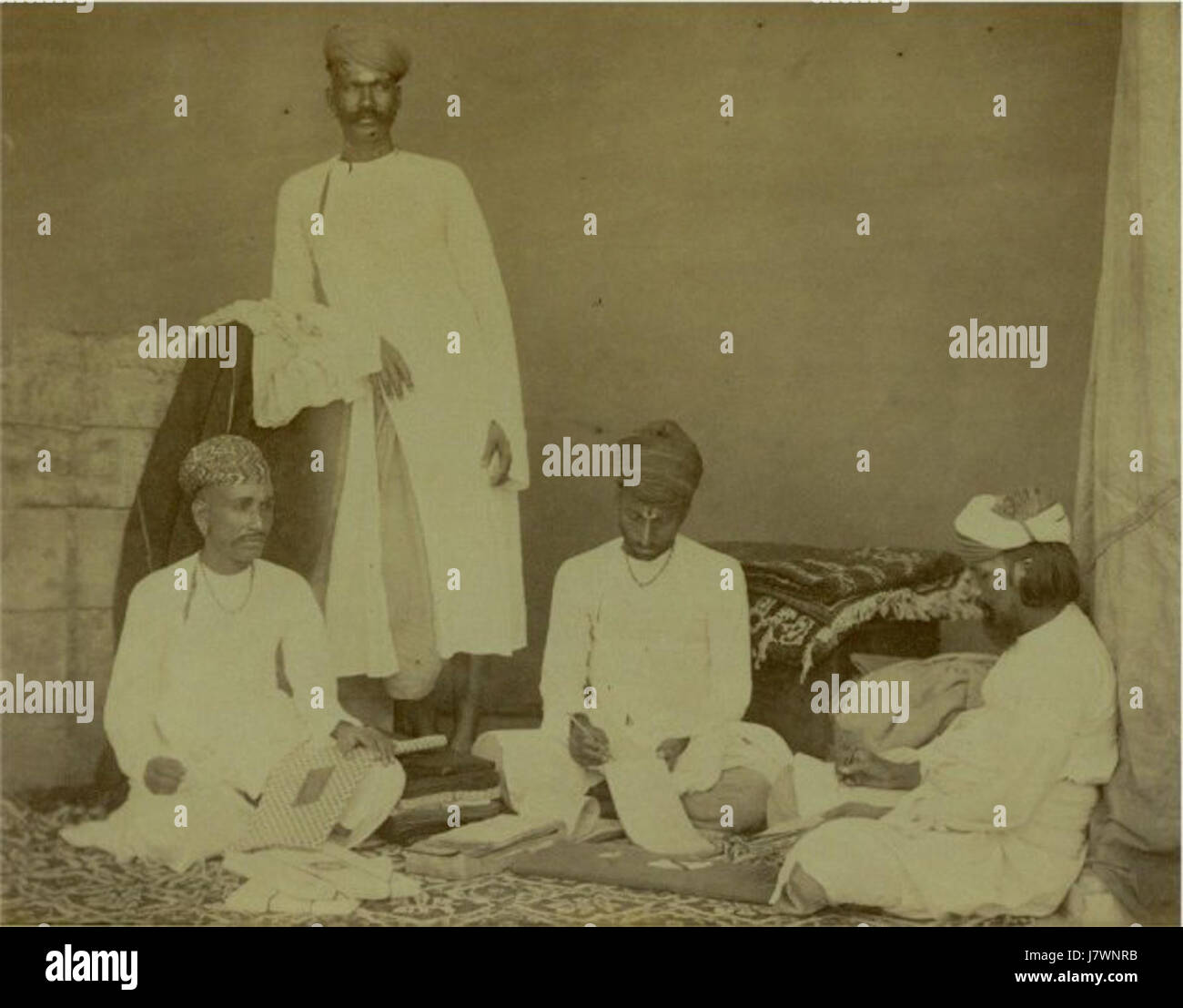 Cloth trade hi-res stock photography and images - Alamy