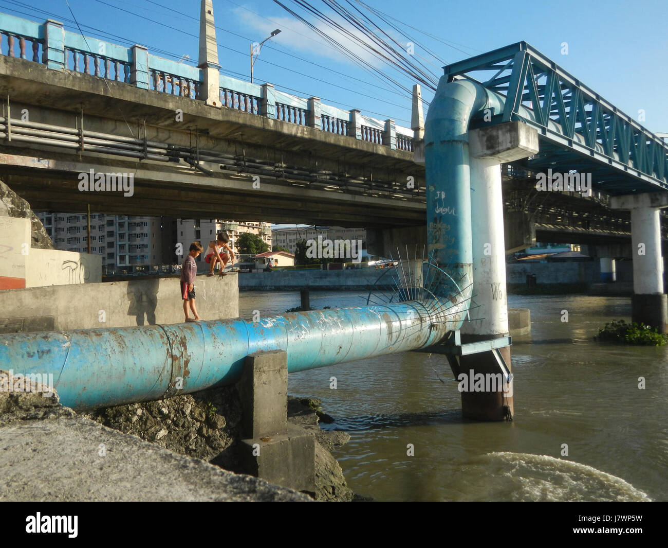 09933 San Joaquin Maynilad Pipelines Bambang Bridge Pasig City River 25 ...