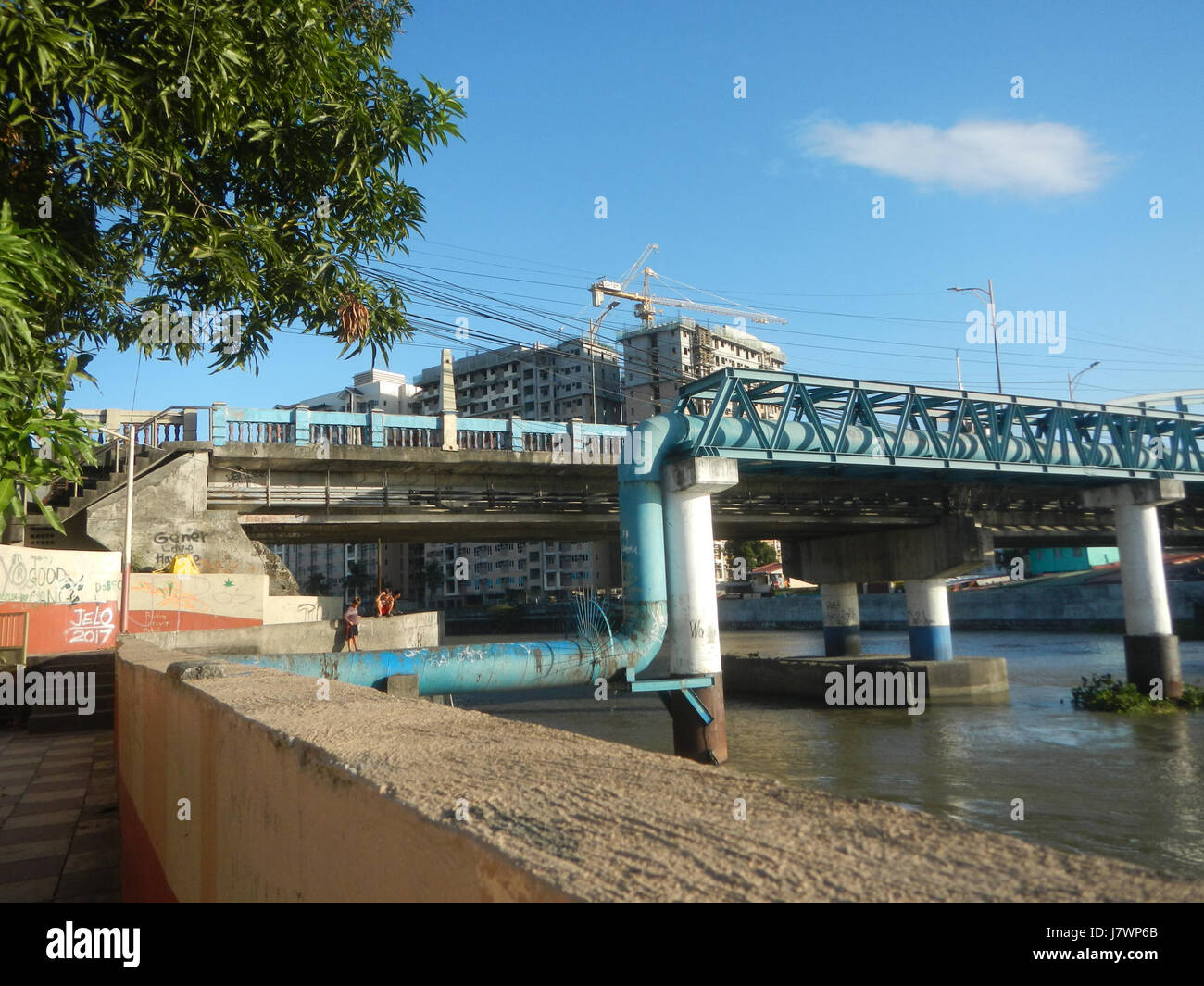The San Joaquin Maynilad Pipelines run through the Bambang Bridge area ...